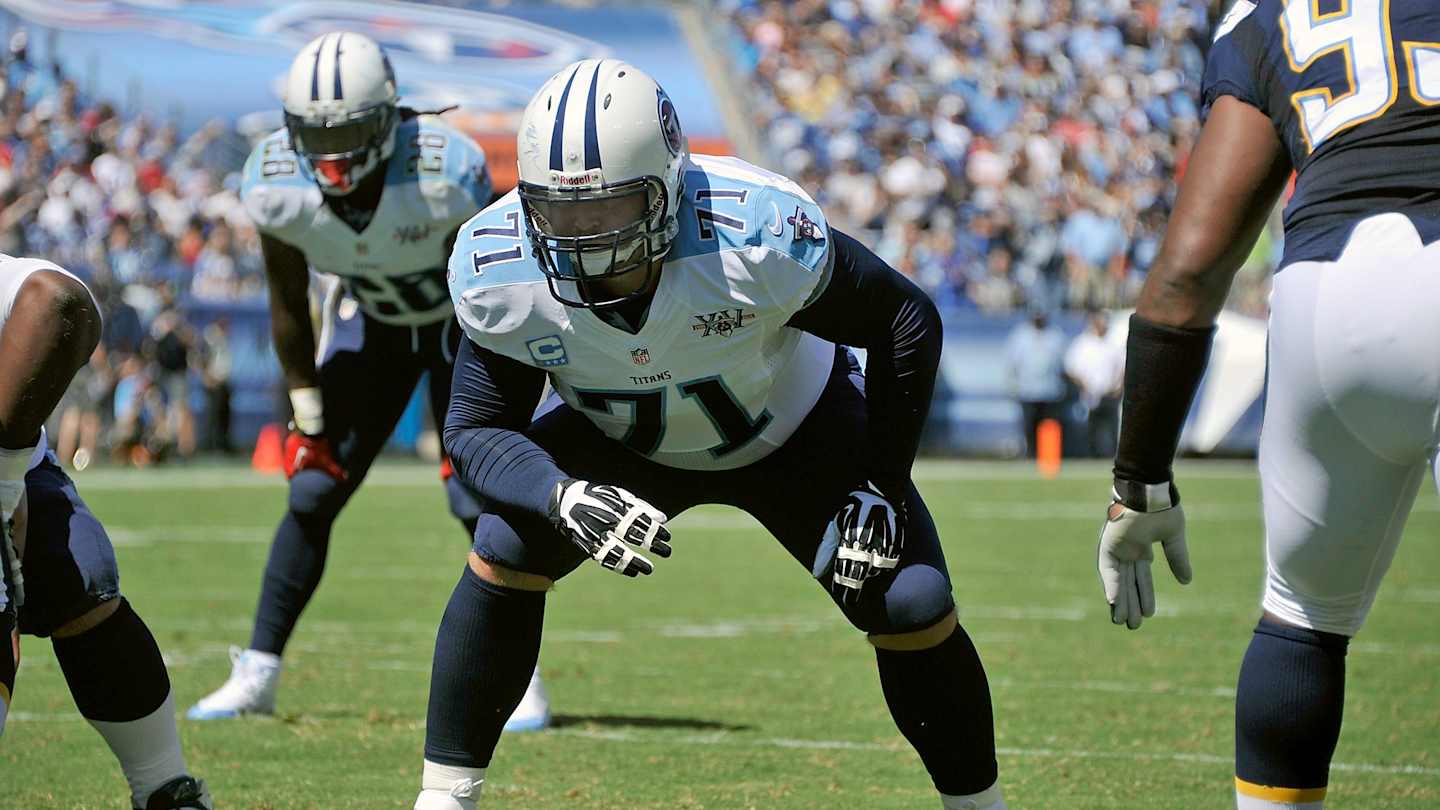 Titans OT Michael Roos to undergo season-ending surgery - Sports ...