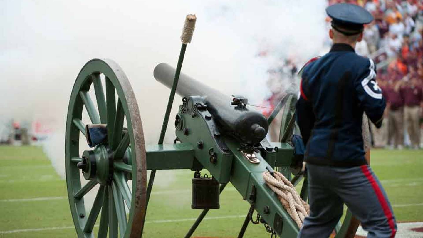 team traditions virginia tech cannon skipper - Sports Illustrated