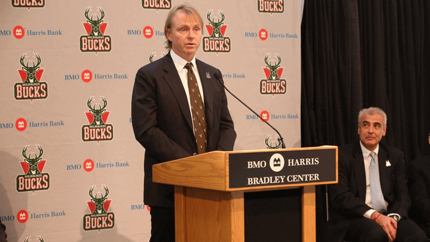 Milwaukee Bucks owner Wes Edens providing financial advice to players ...