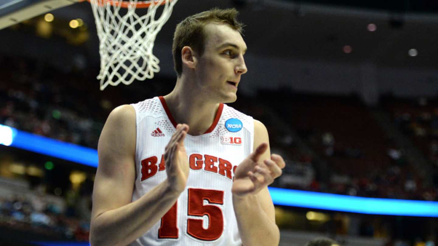 Wisconsin forward Sam Dekker sprains ankle, out 1-2 weeks - Sports ...