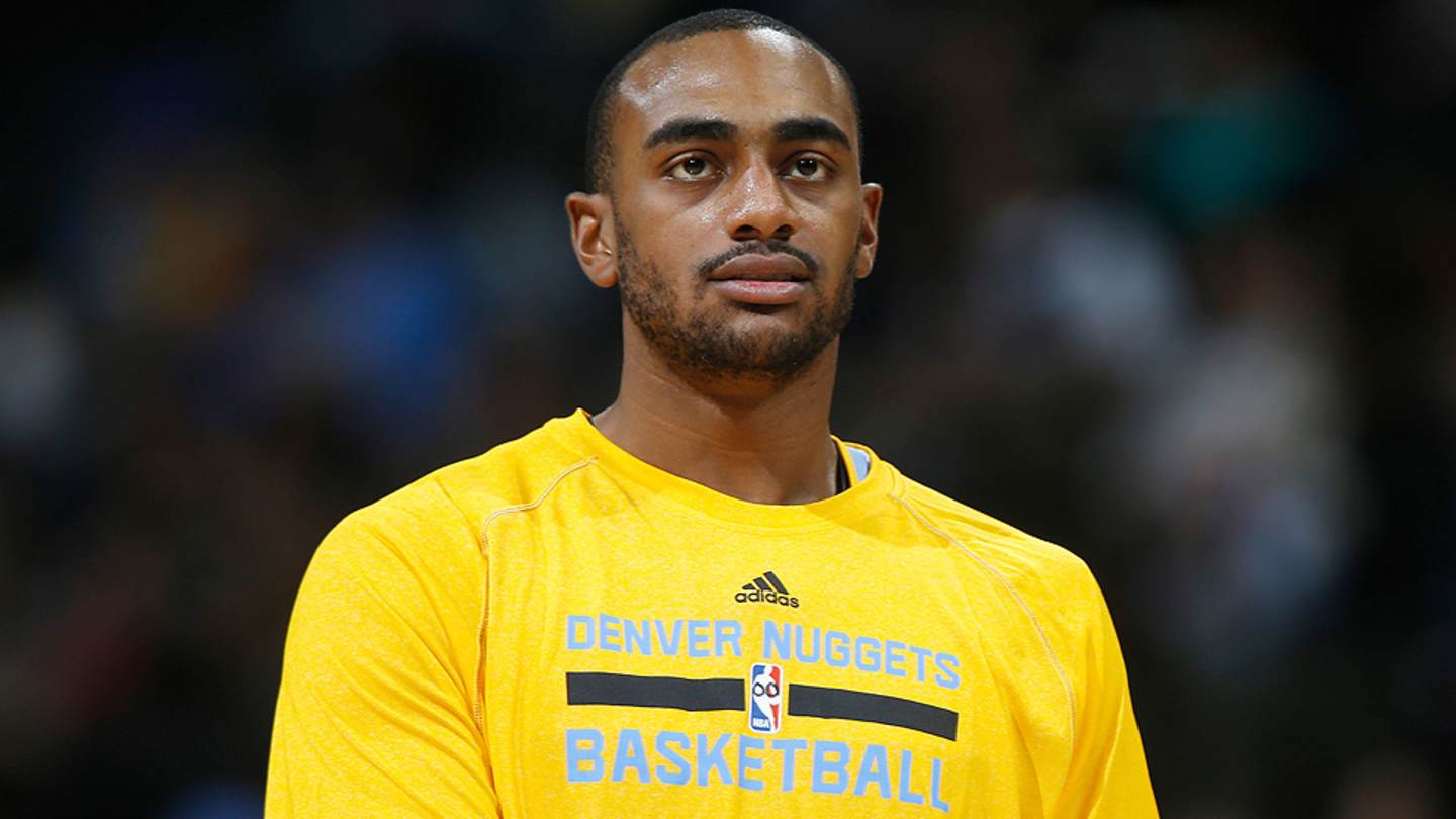 Video: Darrell Arthur ejected for flagrant push on Dion Waiters ...