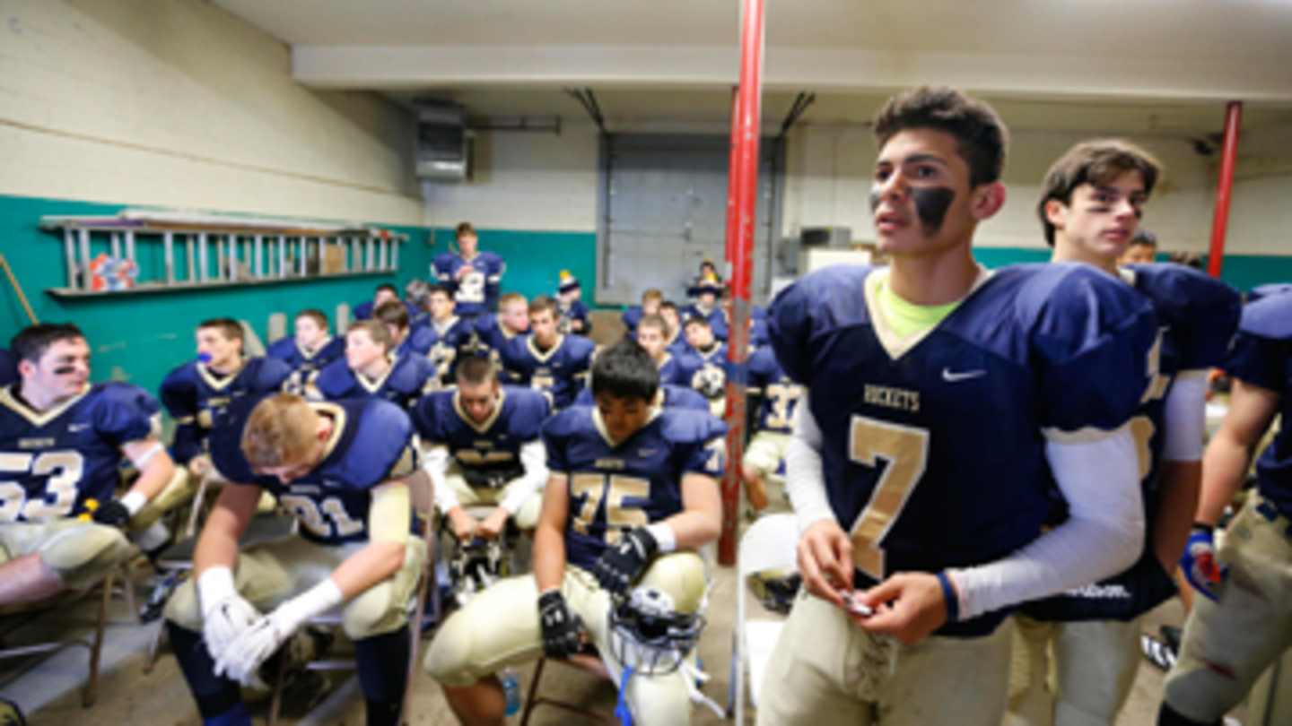 Wellesley, Needham renew high school football rivalary for 127th time ...
