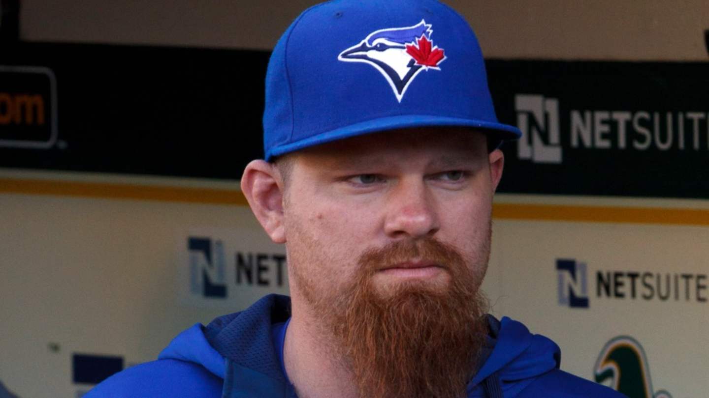 Blue Jays' Adam Lind expected to return in 2-3 weeks after foot ...