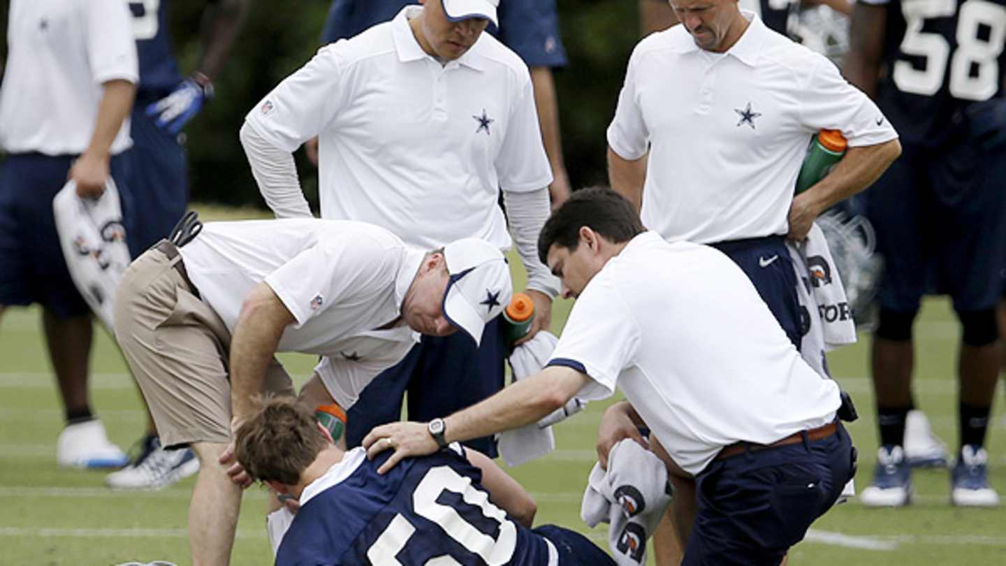 NFLPA monitoring Sean Lee injury, but unlikely to investigate Dallas ...