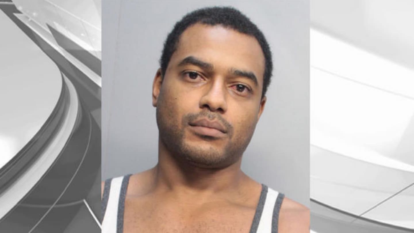 Ex-NFL running back Larry Johnson arrested for battery in Miami ...