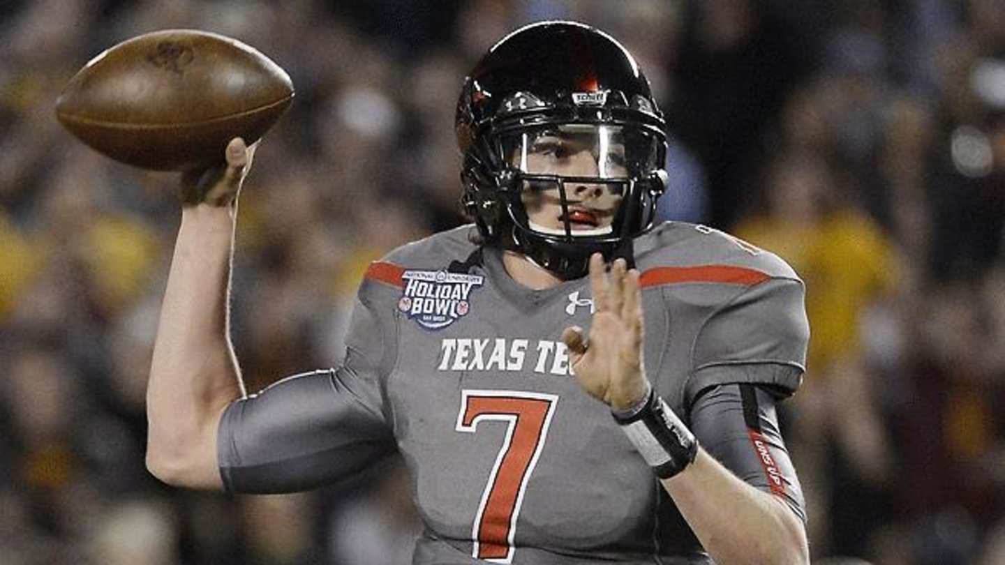 Davis Webb to start at quarterback for Texas Tech - Sports Illustrated