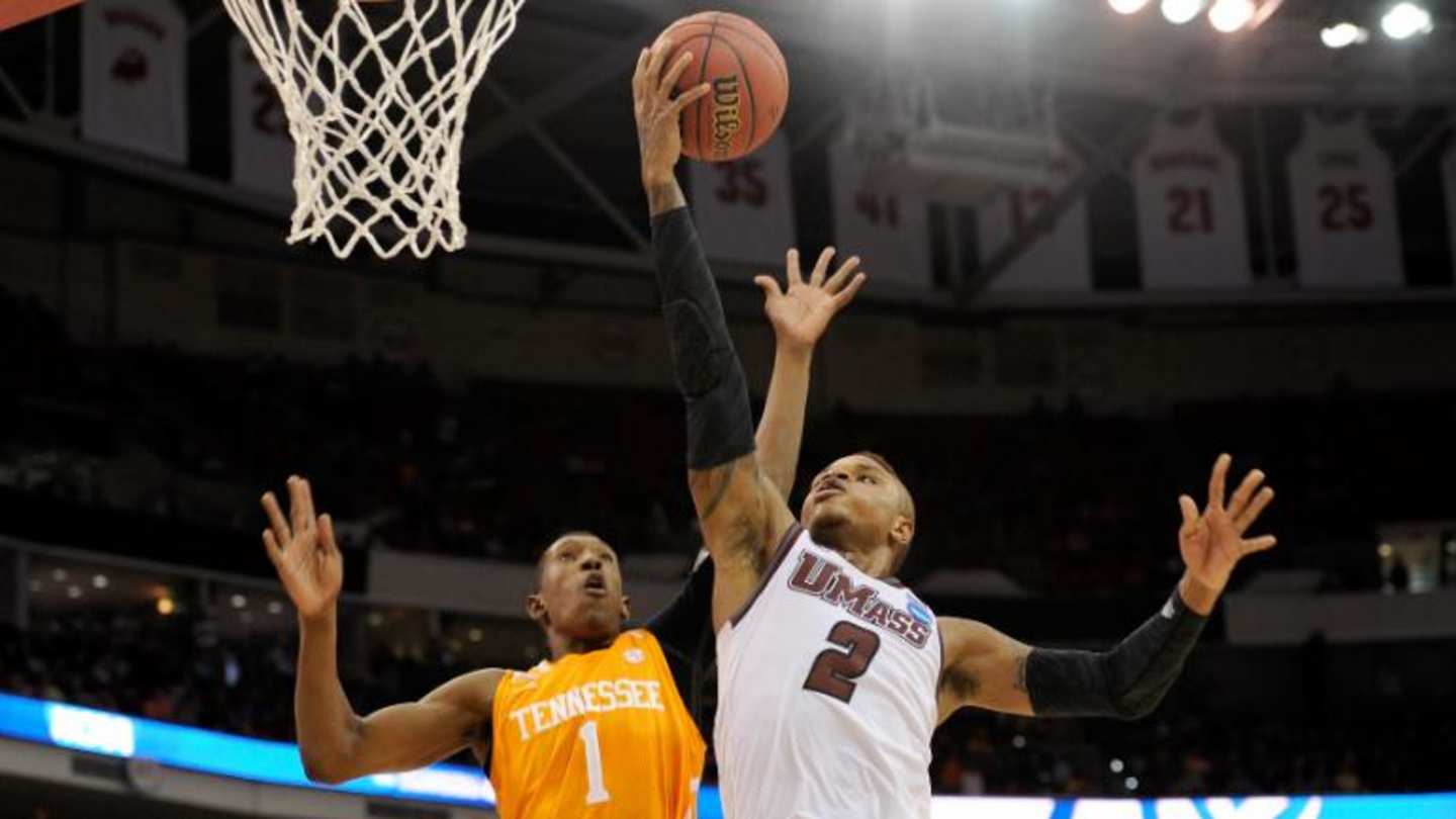 Boomer: Derrick Gordon's courage continues progress - Sports Illustrated