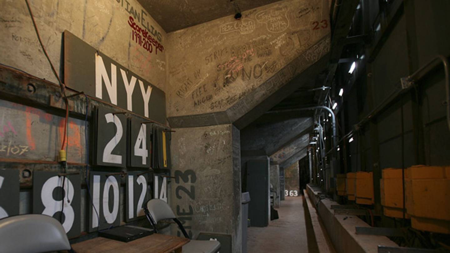 Ballpark Quirks: How Fenway Park's iconic Green Monster was born ...