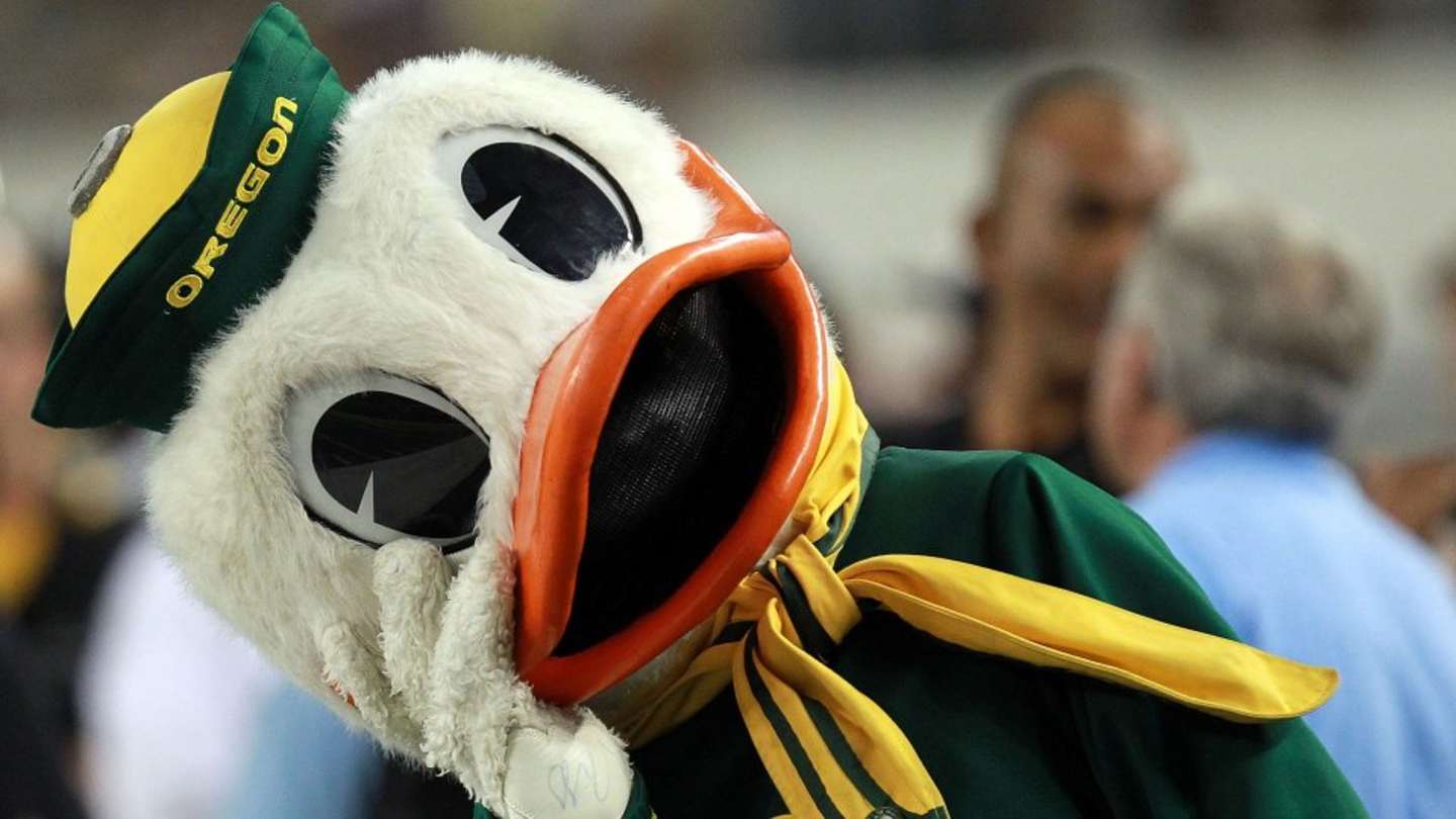 Oregon Ducks football tickets will be scratch 'n' sniff this season ...