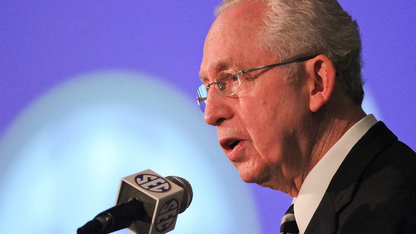 Mike Slive on evolution of the SEC - Sports Illustrated