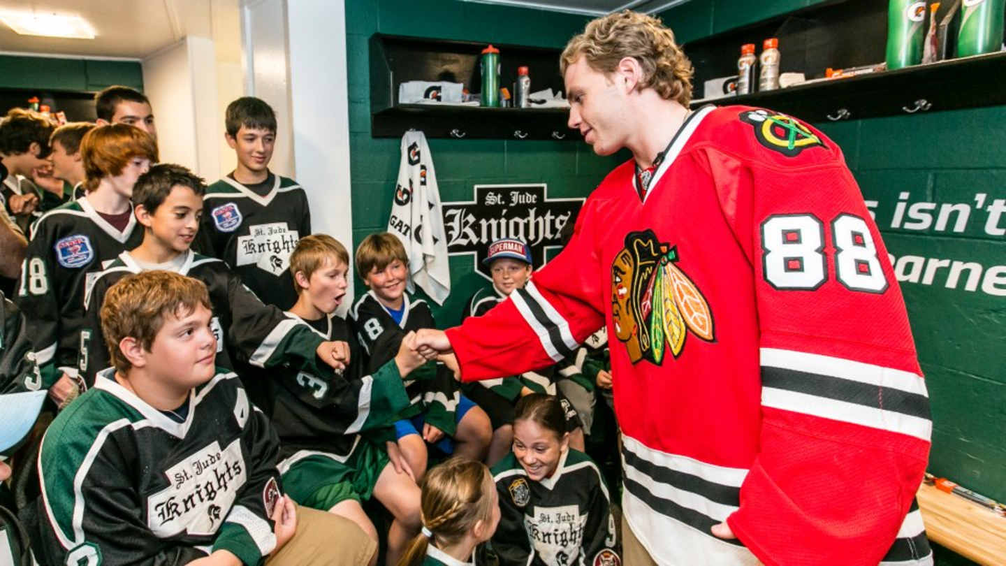 Chicago Blackhawks' Patrick Kane and Washington Nationals' Bryce Harper ...