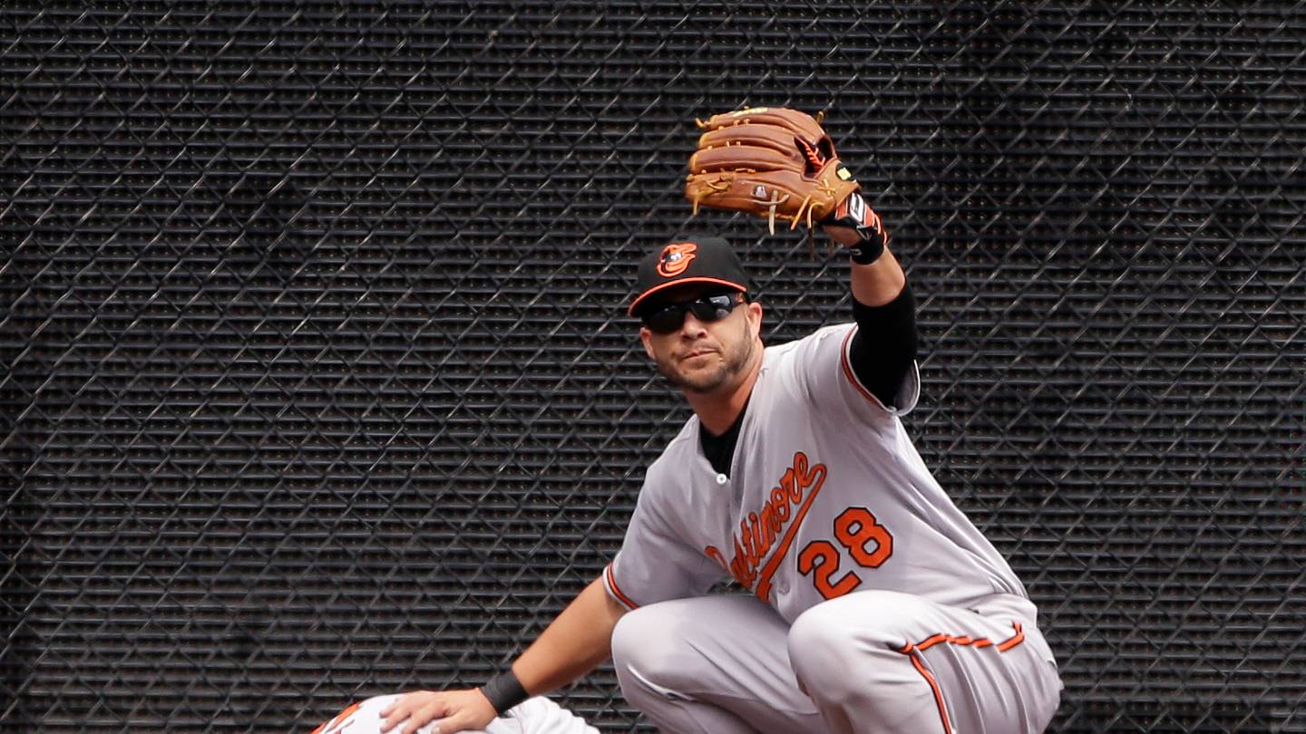 Orioles CF Jones in lineup a day after running into wall - Sports ...