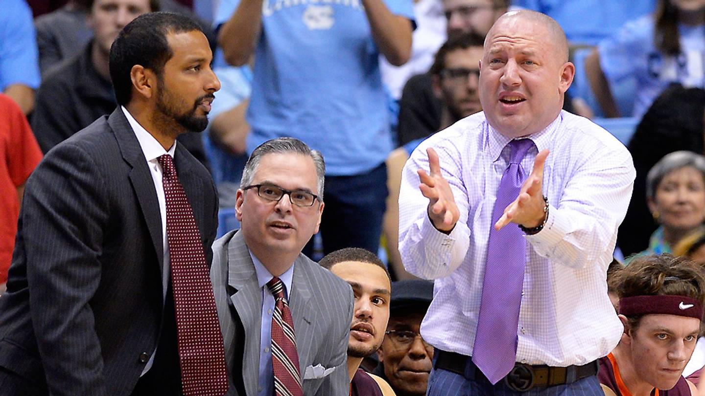 Analyzing the movement of coaches and assistants across college hoops ...