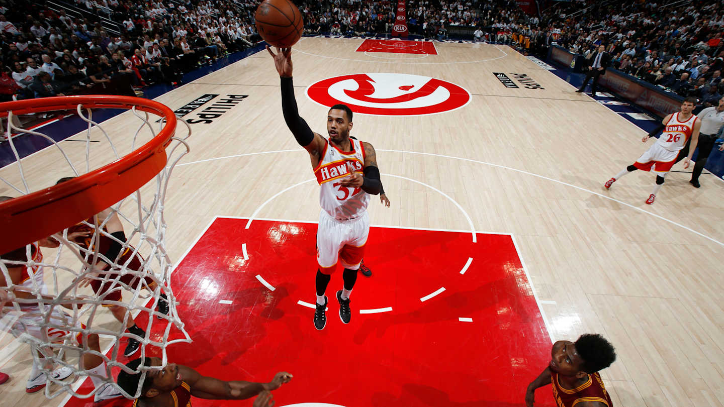 Atlanta Hawks' Mike Scott expected to miss four to six weeks - Sports ...