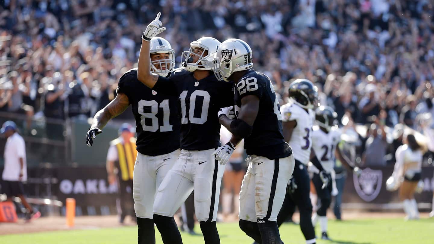Raiders WR Seth Roberts makes mark with game-winning TD - Sports ...