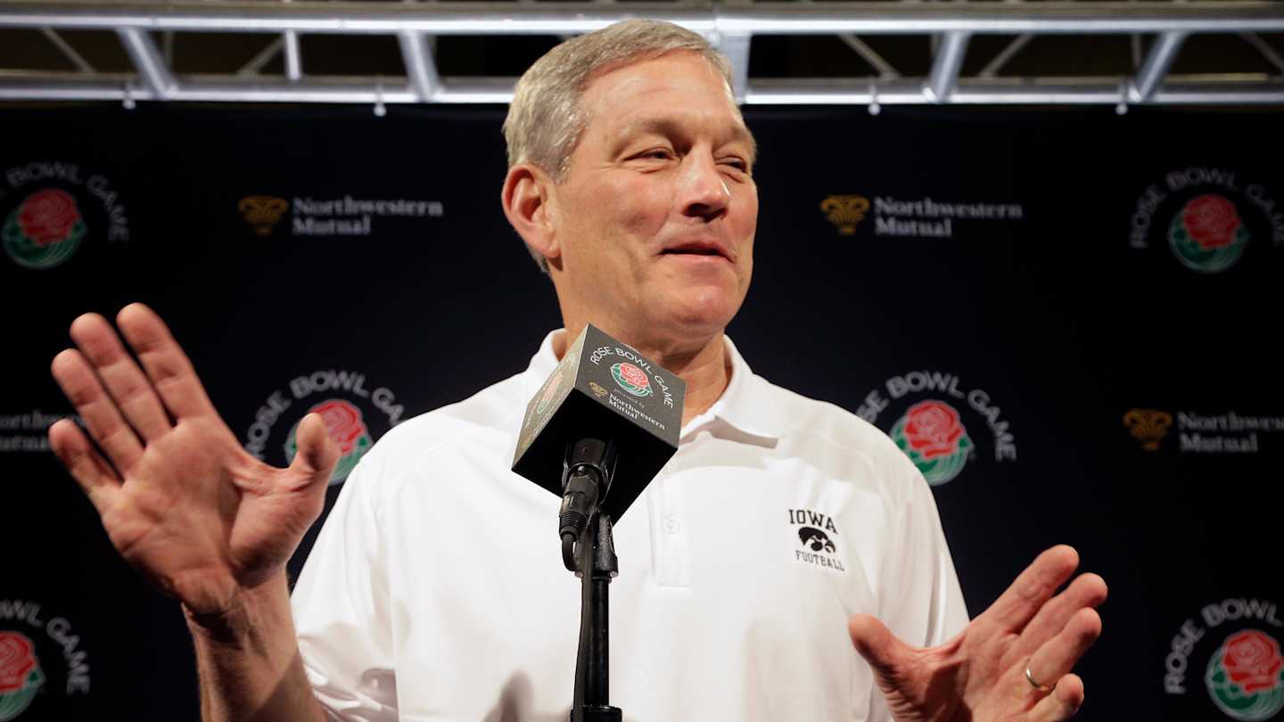 Iowa's Kirk Ferentz wins Bobby Dodd coach of the year - Sports Illustrated