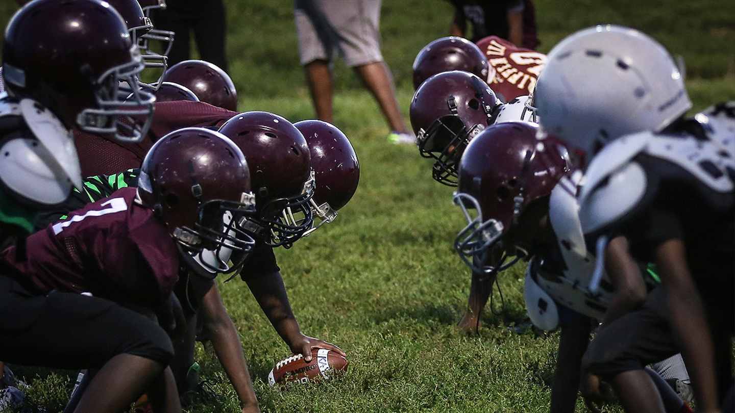 'Friday Night Tykes' looks at youth football to the extreme - Sports ...