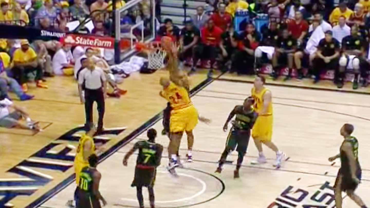 Video: Cavaliers’ Richard Jefferson dunks on Hawks Walter Tavares ...