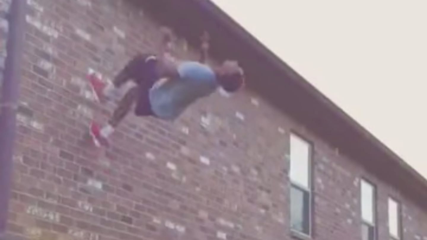 Video: Recruit does 'Matrix'-style flip off wall for catch - Sports ...