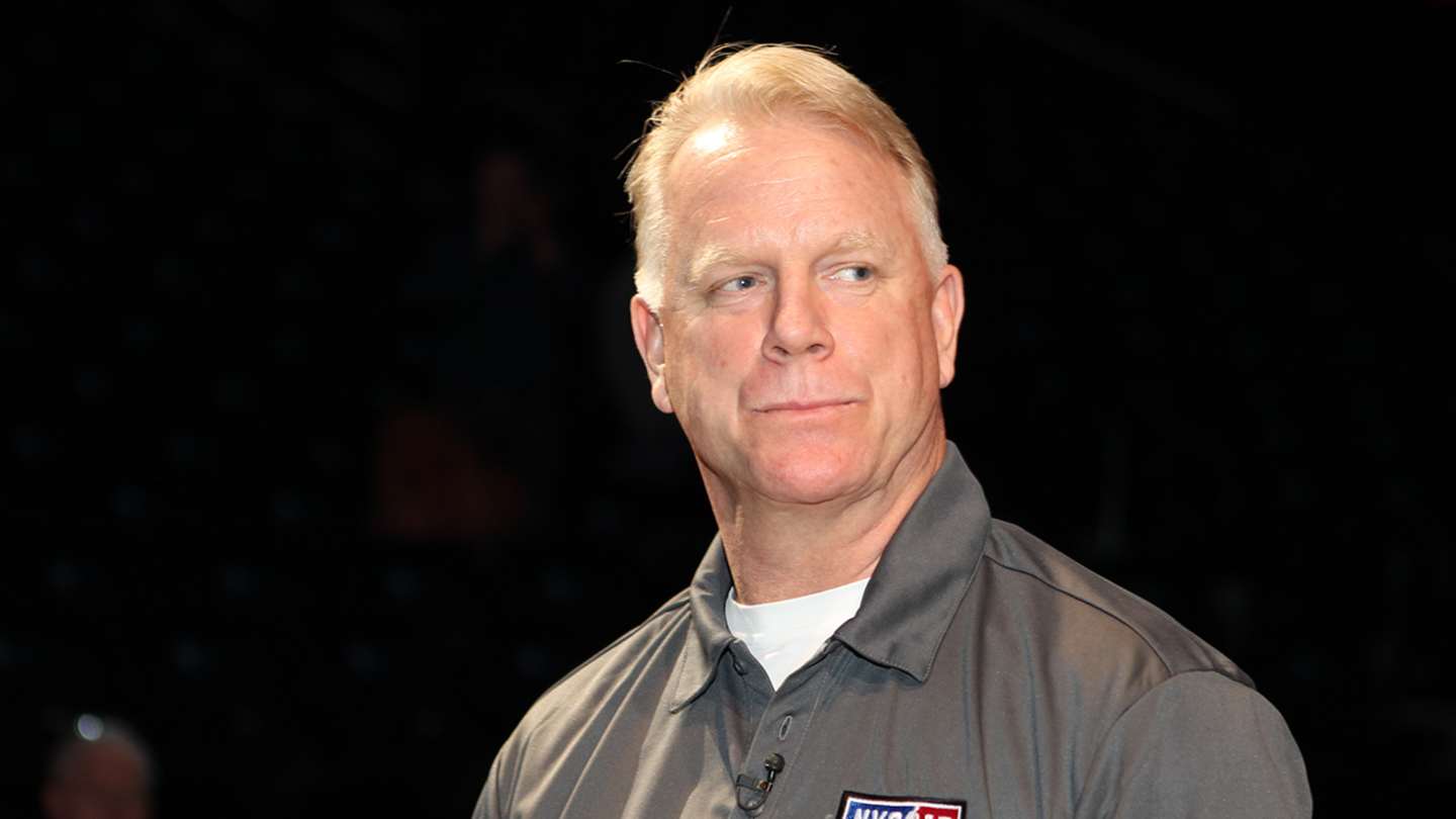 Curt Schilling's reaction to Twitter attacks on daughter - Sports ...