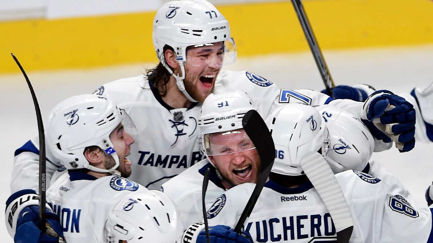 Kucherov scores in 2OT, Lightning beat Canadiens - Sports Illustrated
