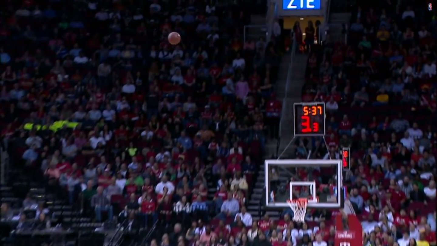 Houston Rockets fan makes a $25k half court shot - Sports Illustrated