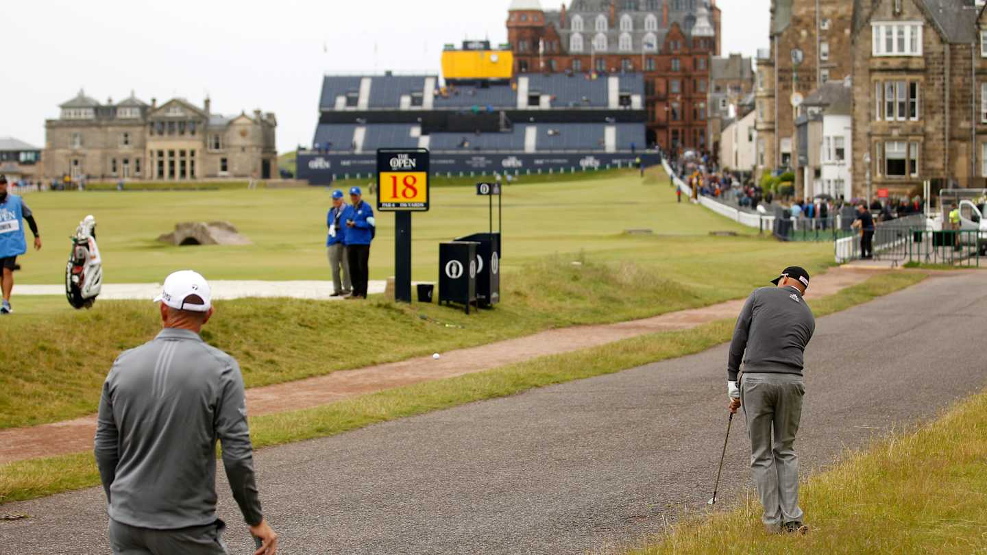Ken Kisner tries a shot he hopes to avoid at British Open - Sports ...