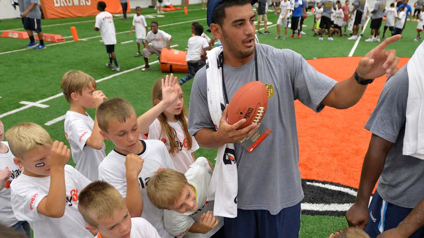 NFL schooling rookies on life as professionals - Sports Illustrated