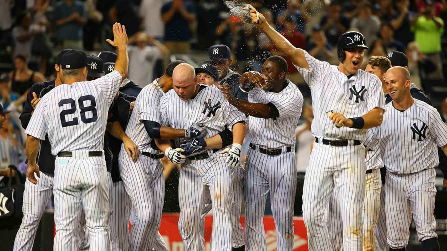 Video: Brian McCann walkoff gives Yankees win over Rays - Sports Illustrated