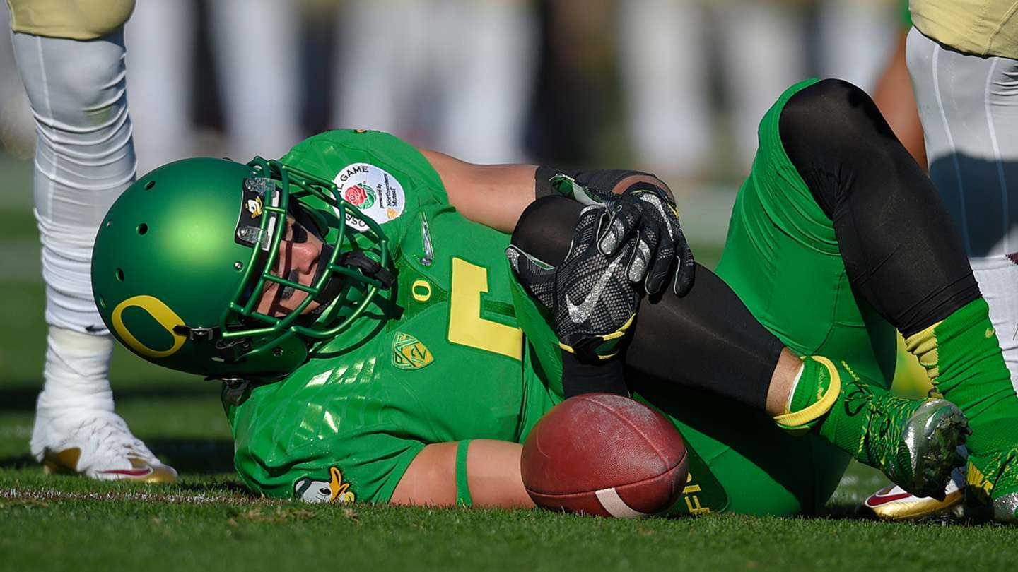 Oregon WR Devon Allen to miss National Championship - Sports Illustrated