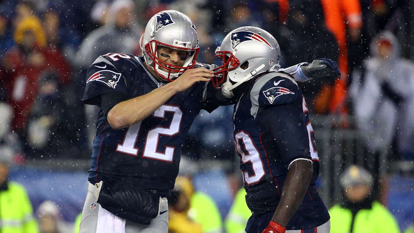 Super Bowl spread: Seattle Seahawks-New England Patriots is pick 'em ...