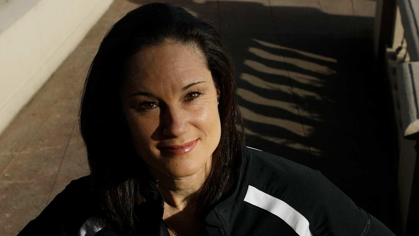 San Francisco coach Jennifer Azzi earns contract extension - Sports ...