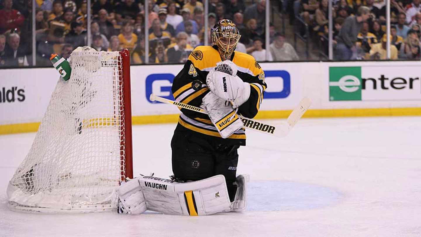 Top Line: Ranking the NHL's best goalies; a unique Winter Classic; more ...