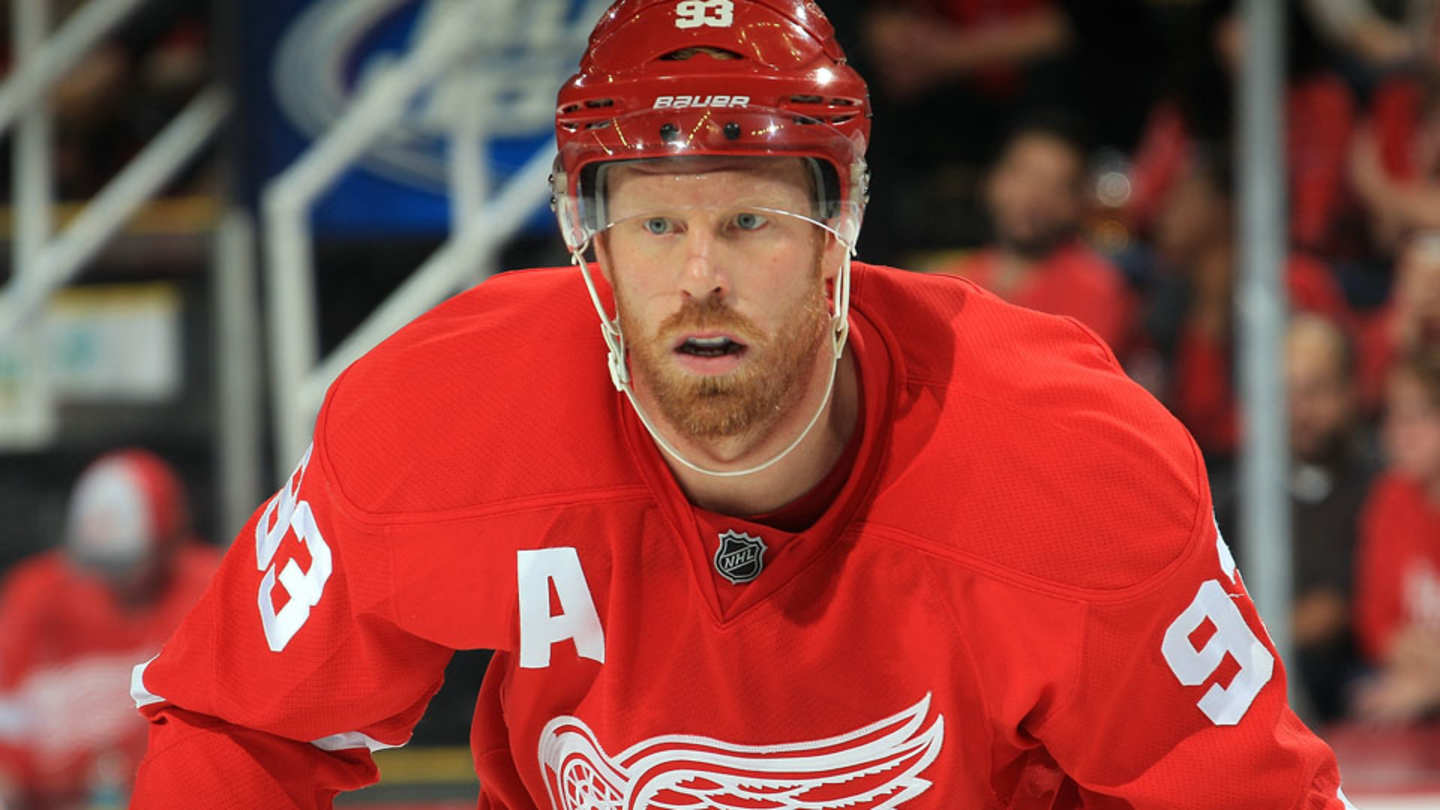 Detroit Red Wings forward Johan Franzen skates with Red Wings, feels ...