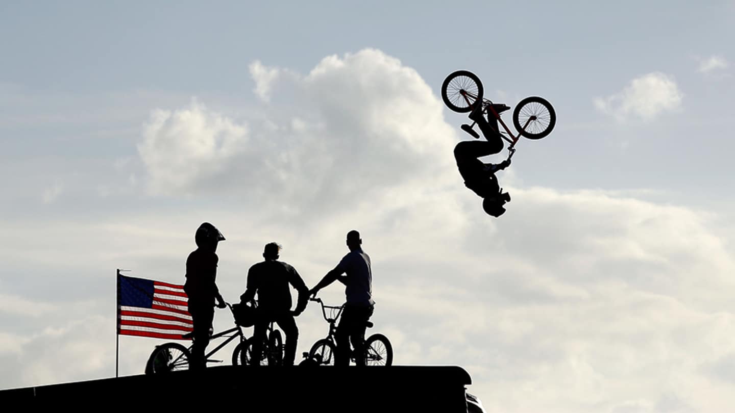 Colton Satterfield takes home Big Air gold, while Scott Speed dominates ...