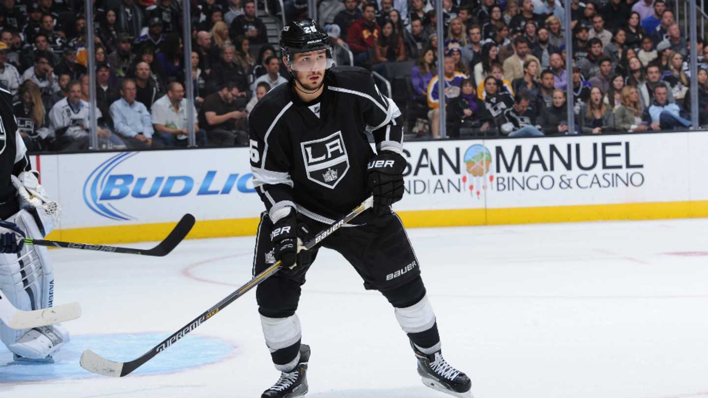 Los Angeles Kings defenseman Slava Voynov charged with felony domestic abuse - Sports Illustrated
