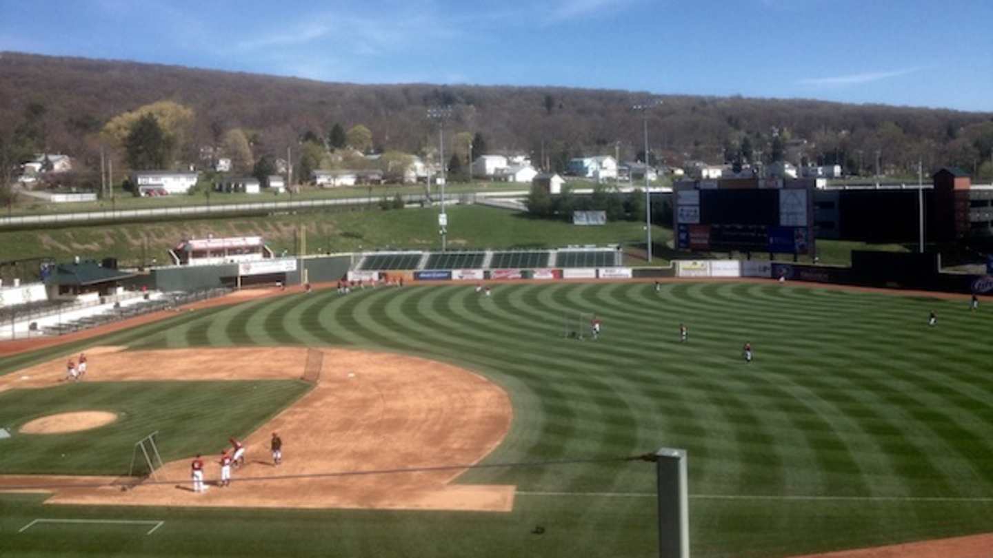 As fun as watching grass grow: The best baseball field patterns ...