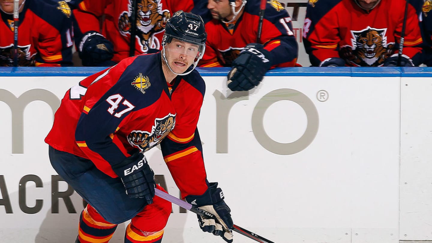 Anaheim Ducks acquire Colby Robak from Florida Panthers - Sports ...
