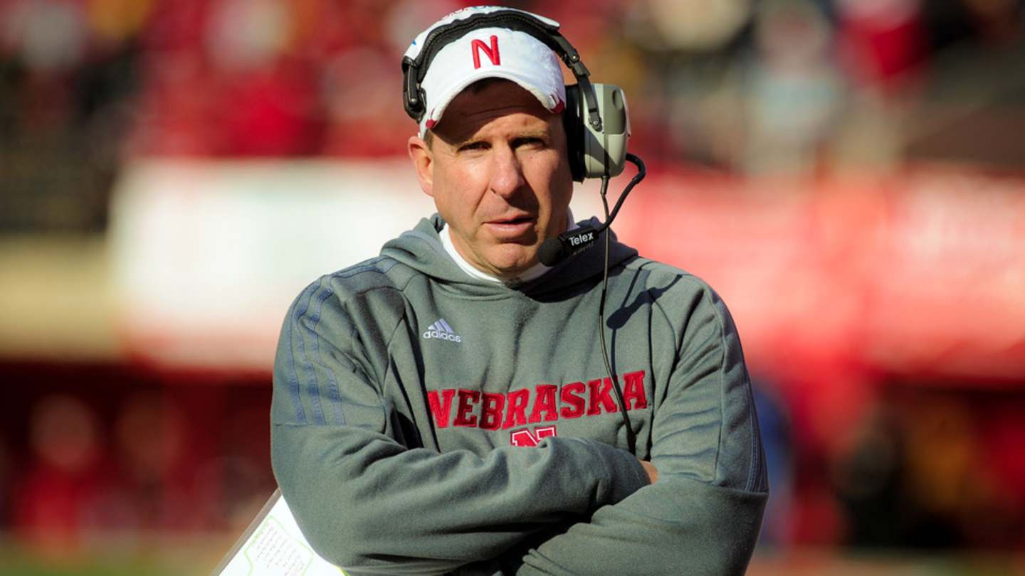 Former Nebraska coach Bo Pelini to be Youngstown State's new coach ...