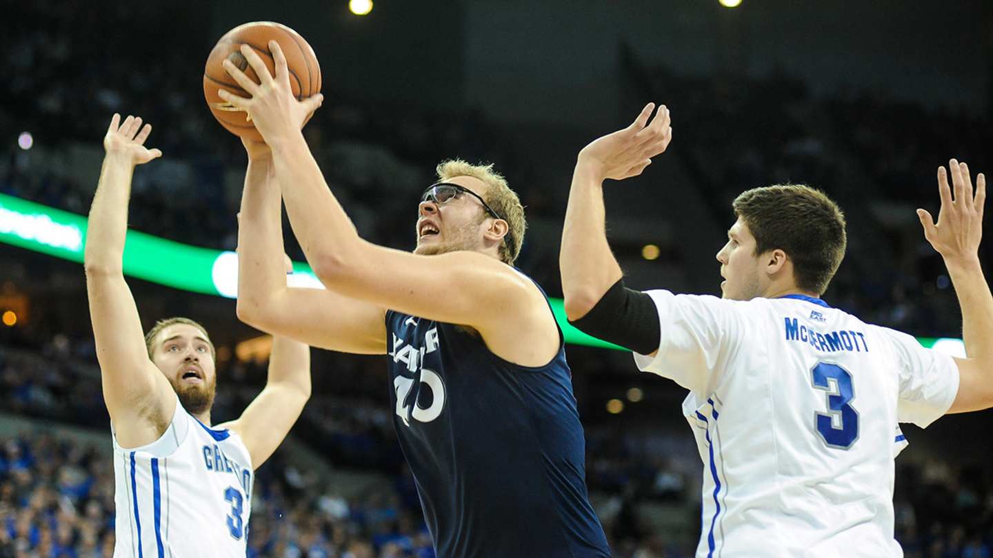 Xavier basketball player Matt Stainbrook gives up scholarship for ...