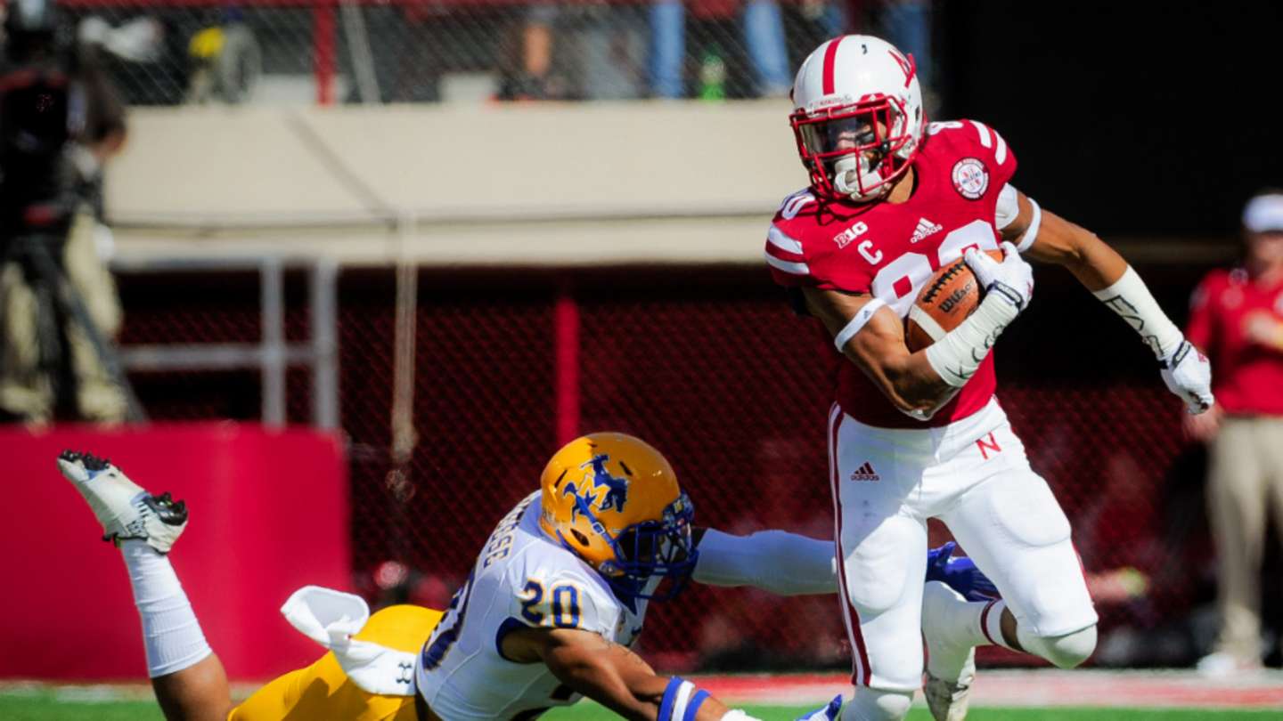 Watch Miami Hurricanes vs Nebraska Cornhuskers online: Game time, live ...