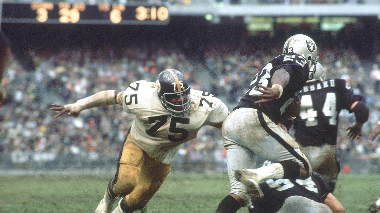 "Mean Joe Greene" Classic SI Photos - Sports Illustrated