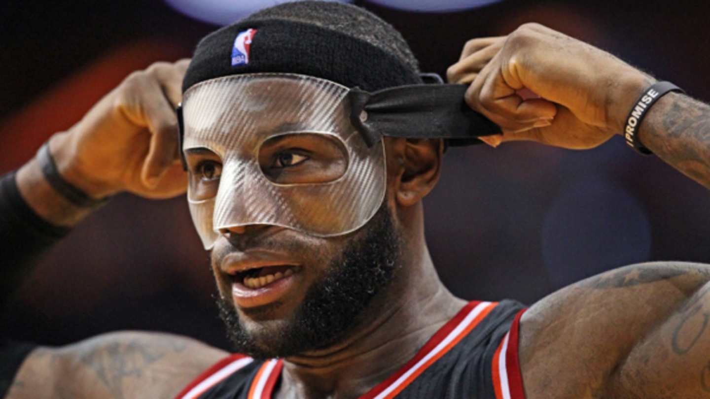 Heat's LeBron James switches to clear mask after NBA nixes black ...