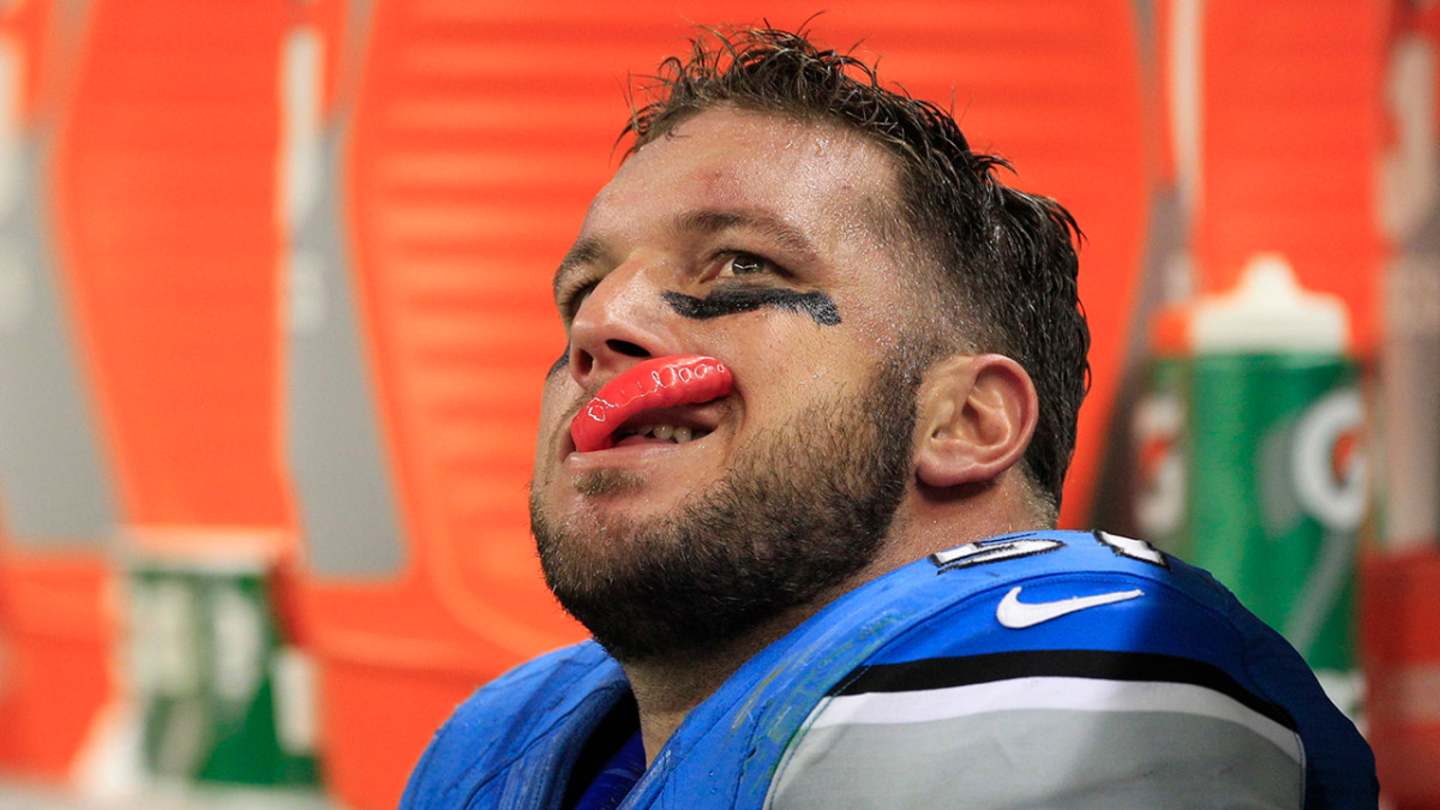 Detroit Lions center Dominic Raiola suspended one game for stomp ...