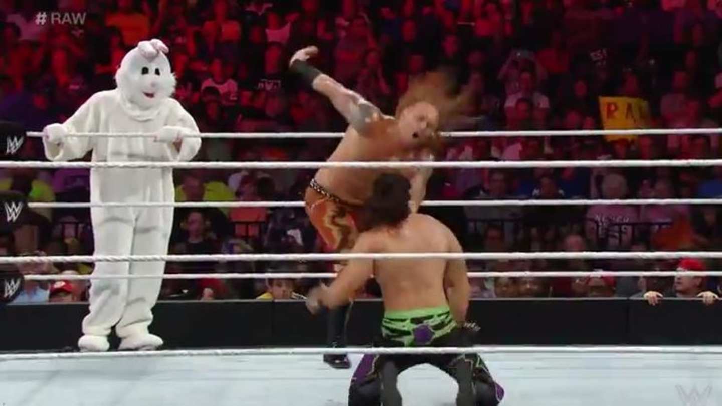 Extra Mustard's Monday Night RAW Recap: Show Me The Bunny - Sports ...