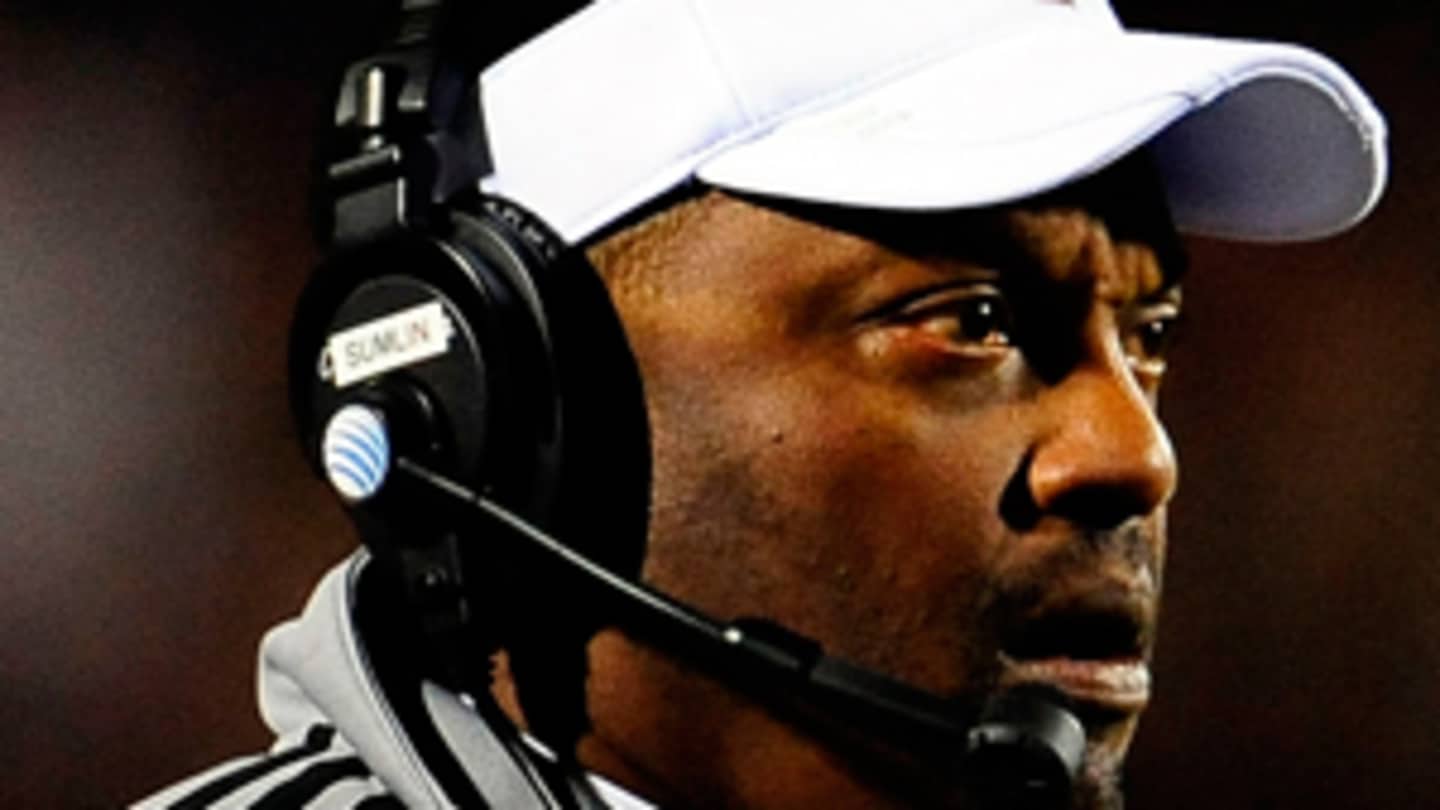 Kevin Sumlin's new Texas A&M deal includes $1 million raise - Sports ...