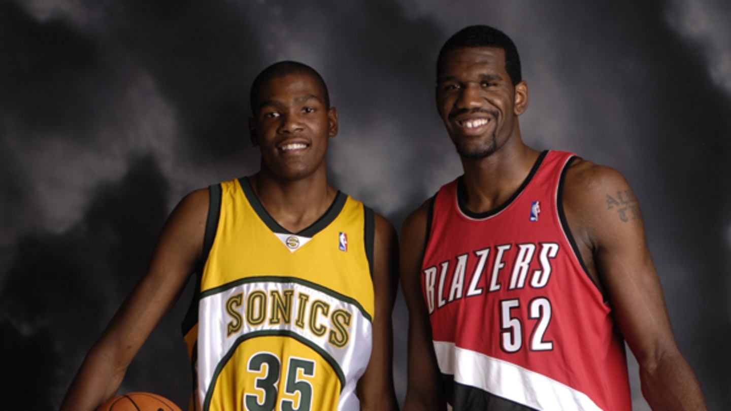 Court Vision: Heat welcome Greg Oden with open arms - Sports Illustrated