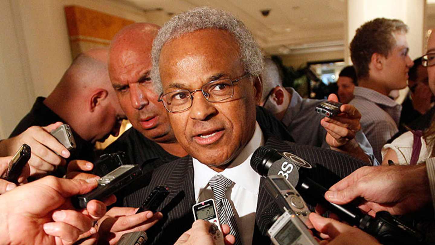 NBA union head Hunter placed on indefinite leave - Sports Illustrated