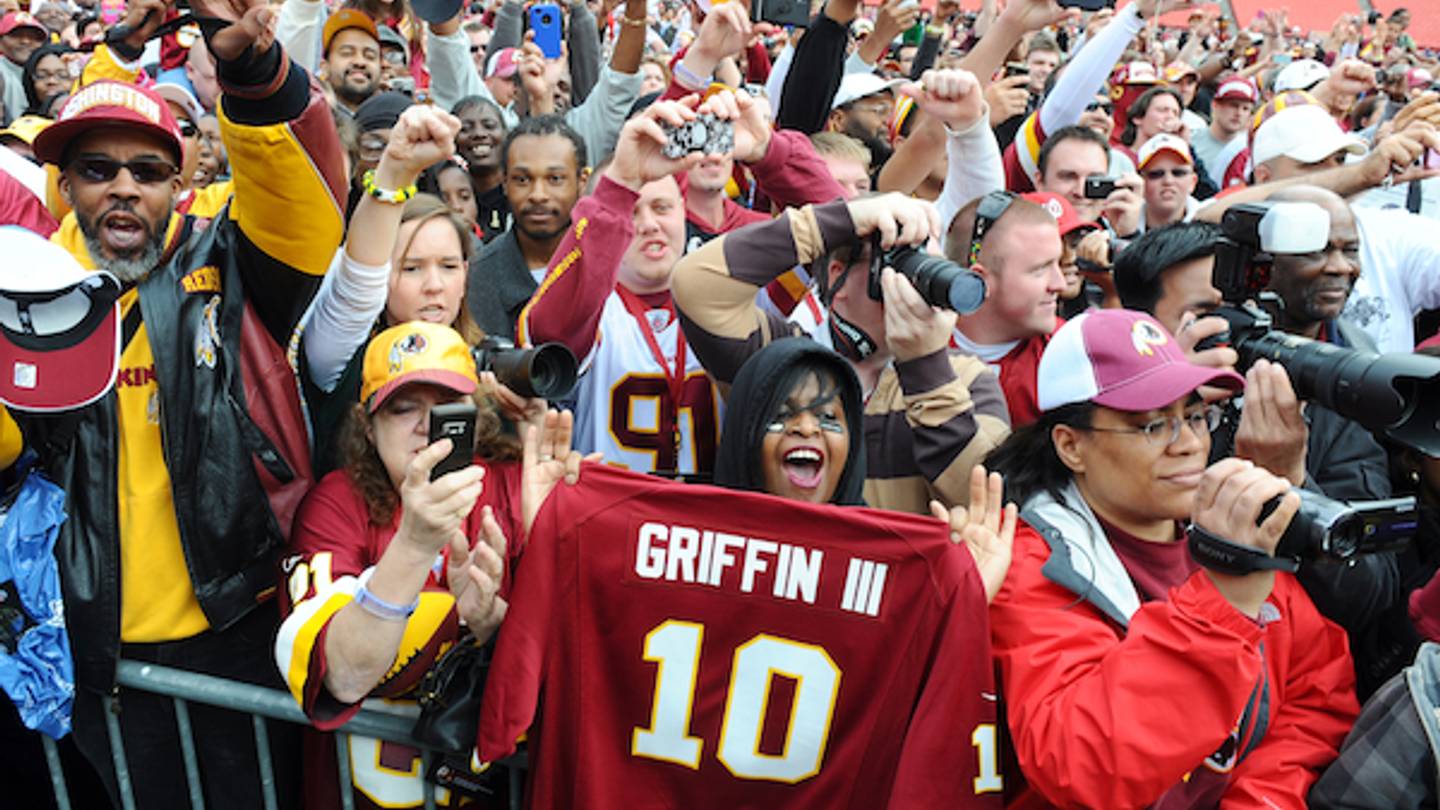 FedEx Field Employee Claims Parents Steering Kids Away from RGIII ...