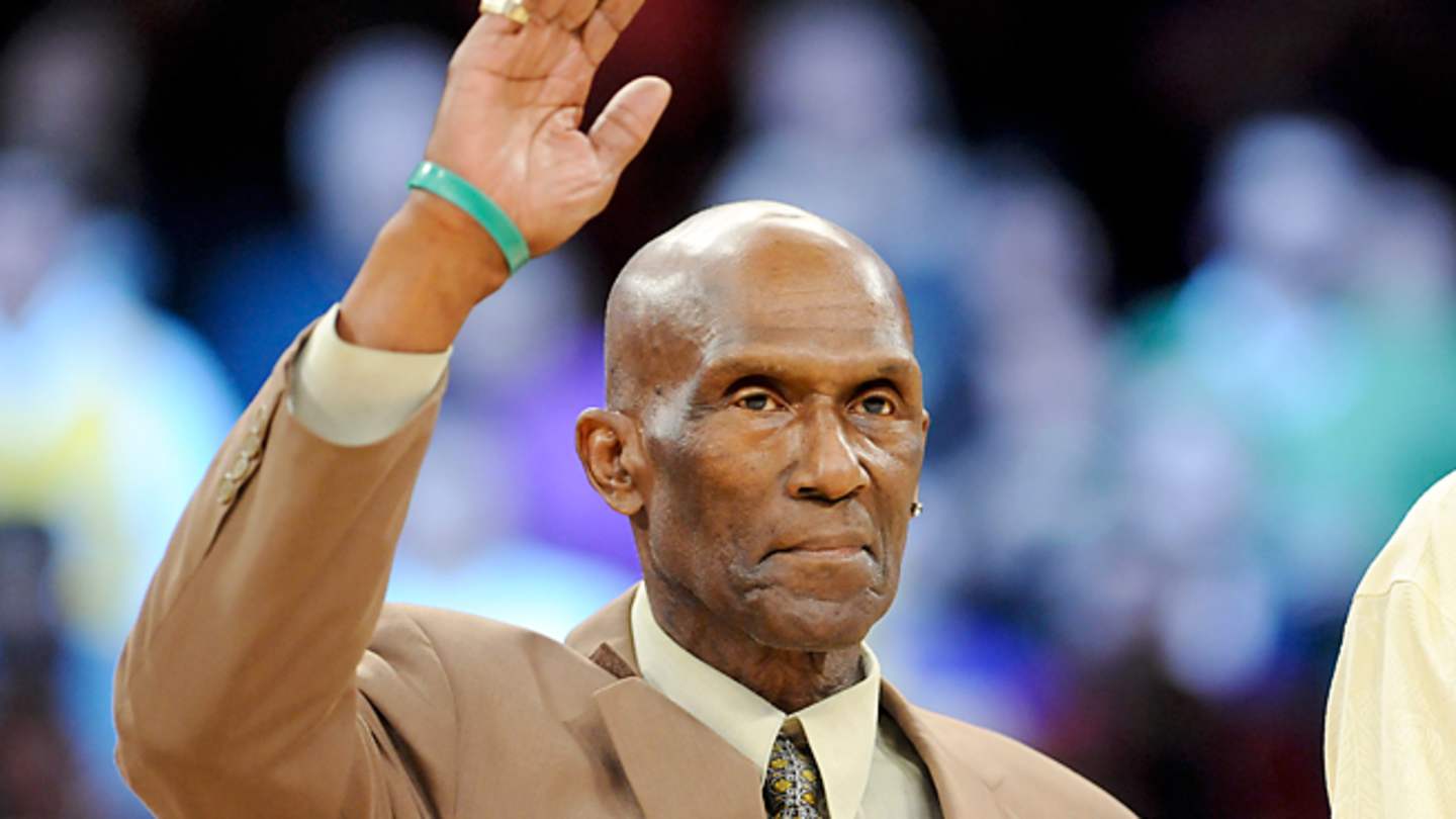 Former NBA guard Flynn Robinson dies at 72 - Sports Illustrated